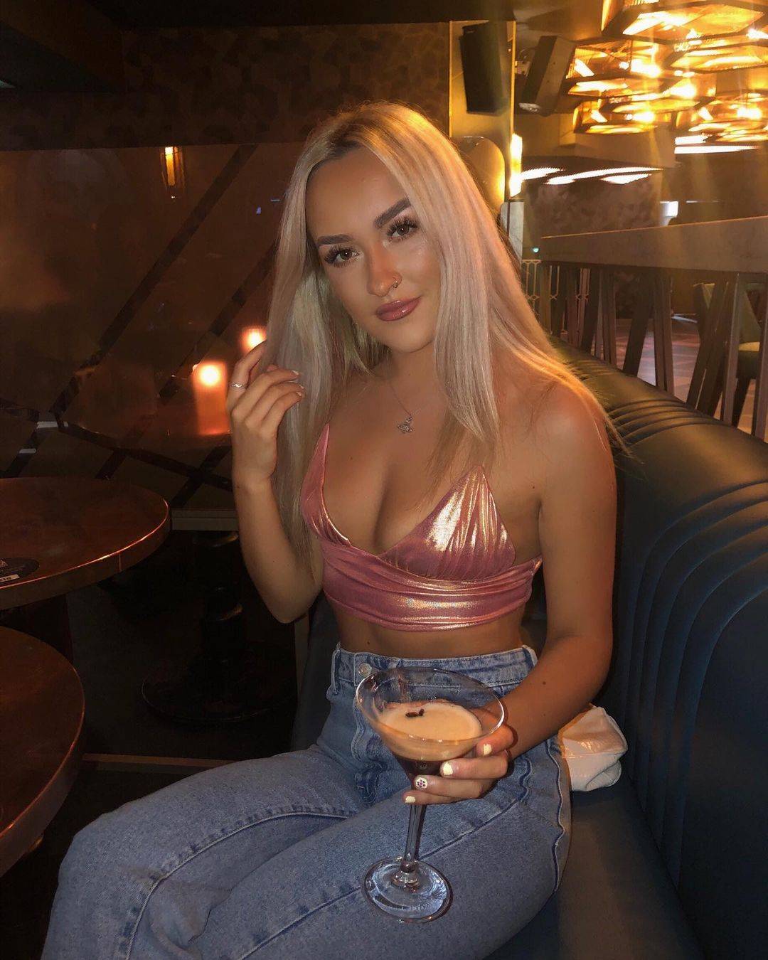 Rose gold | Scrolller