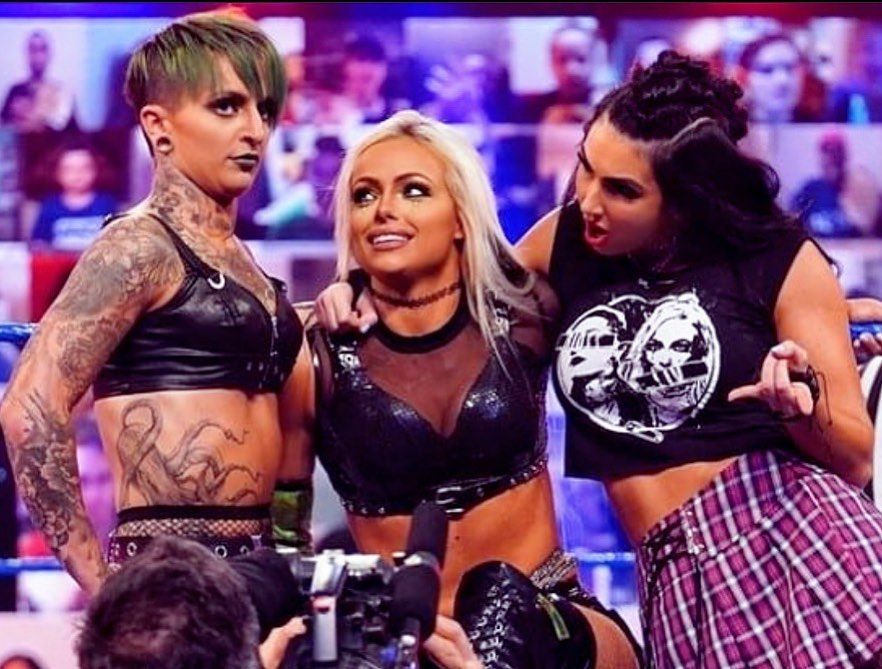 Ruby Riott Liv Morgan And Billie Kay | Scrolller