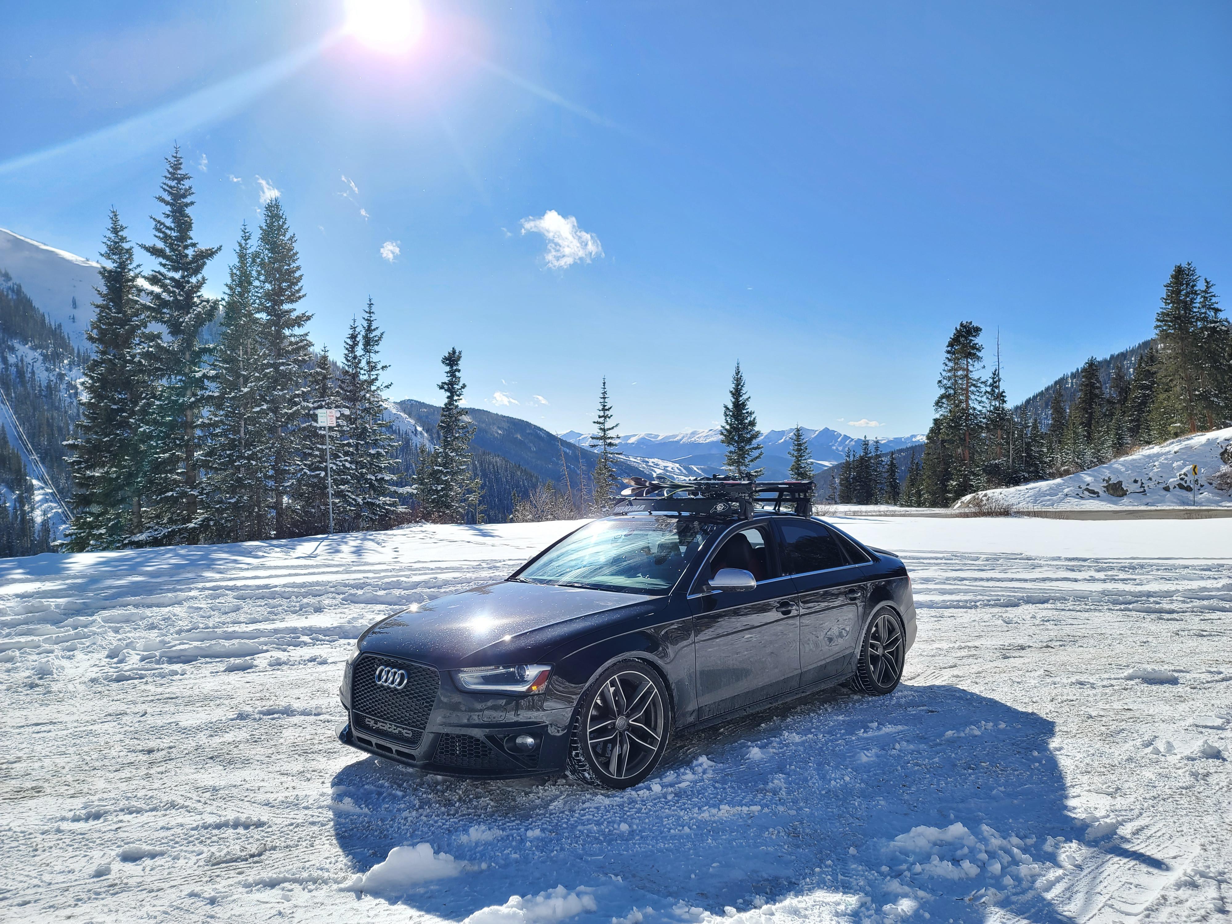 S4's first ski trip | Scrolller