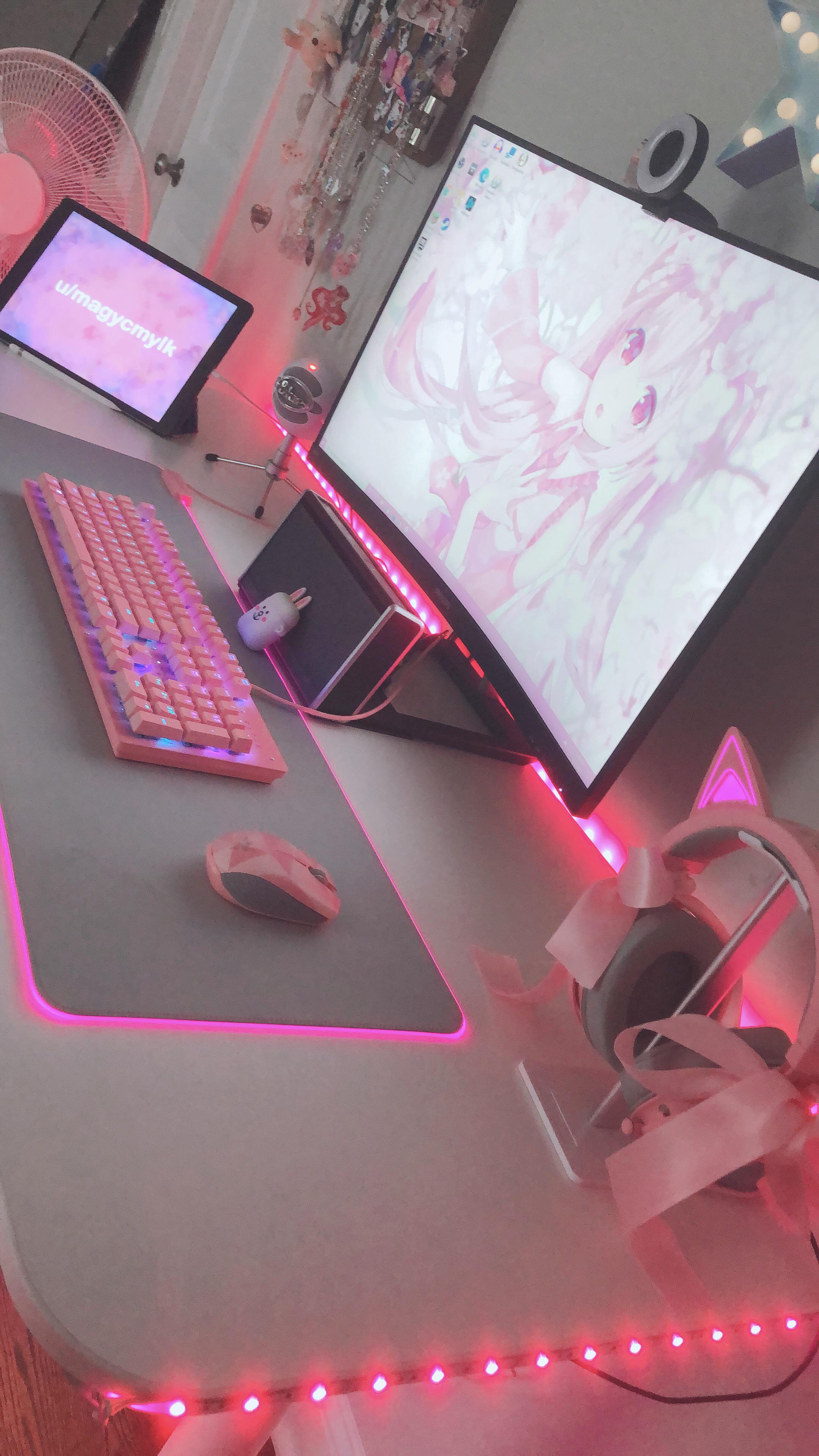 Sakura Miku themed battlestation! PC underneath :) | Scrolller