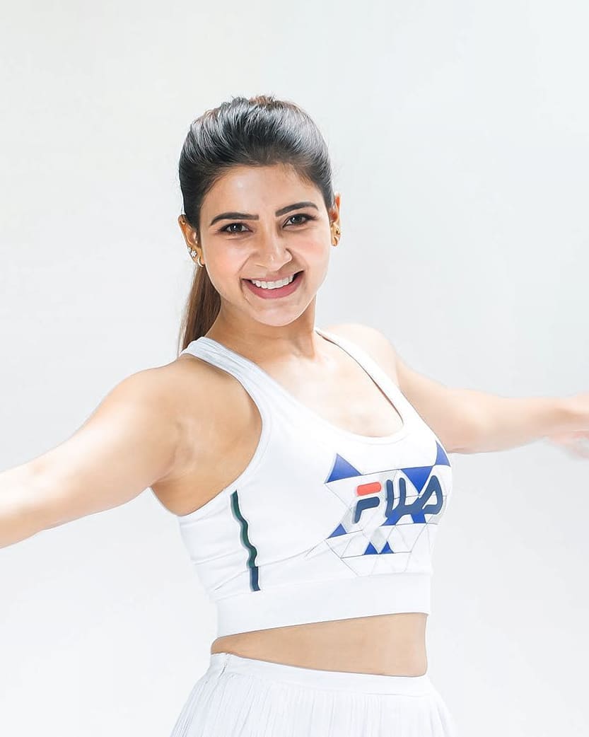 Samantha | Scrolller