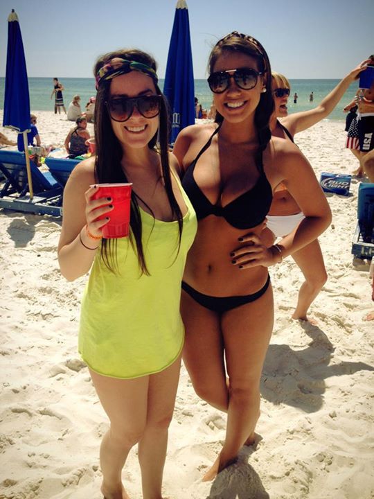 Sandy beach | Scrolller