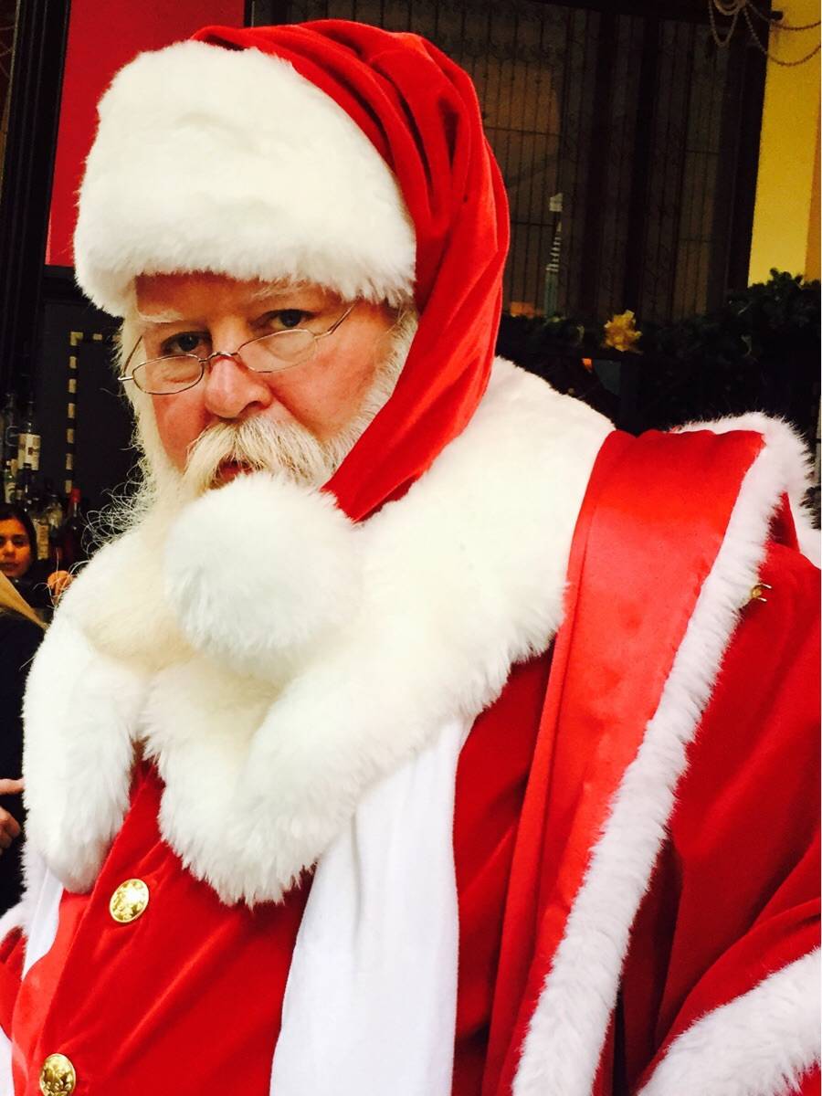 Santa's New Headshot | Scrolller