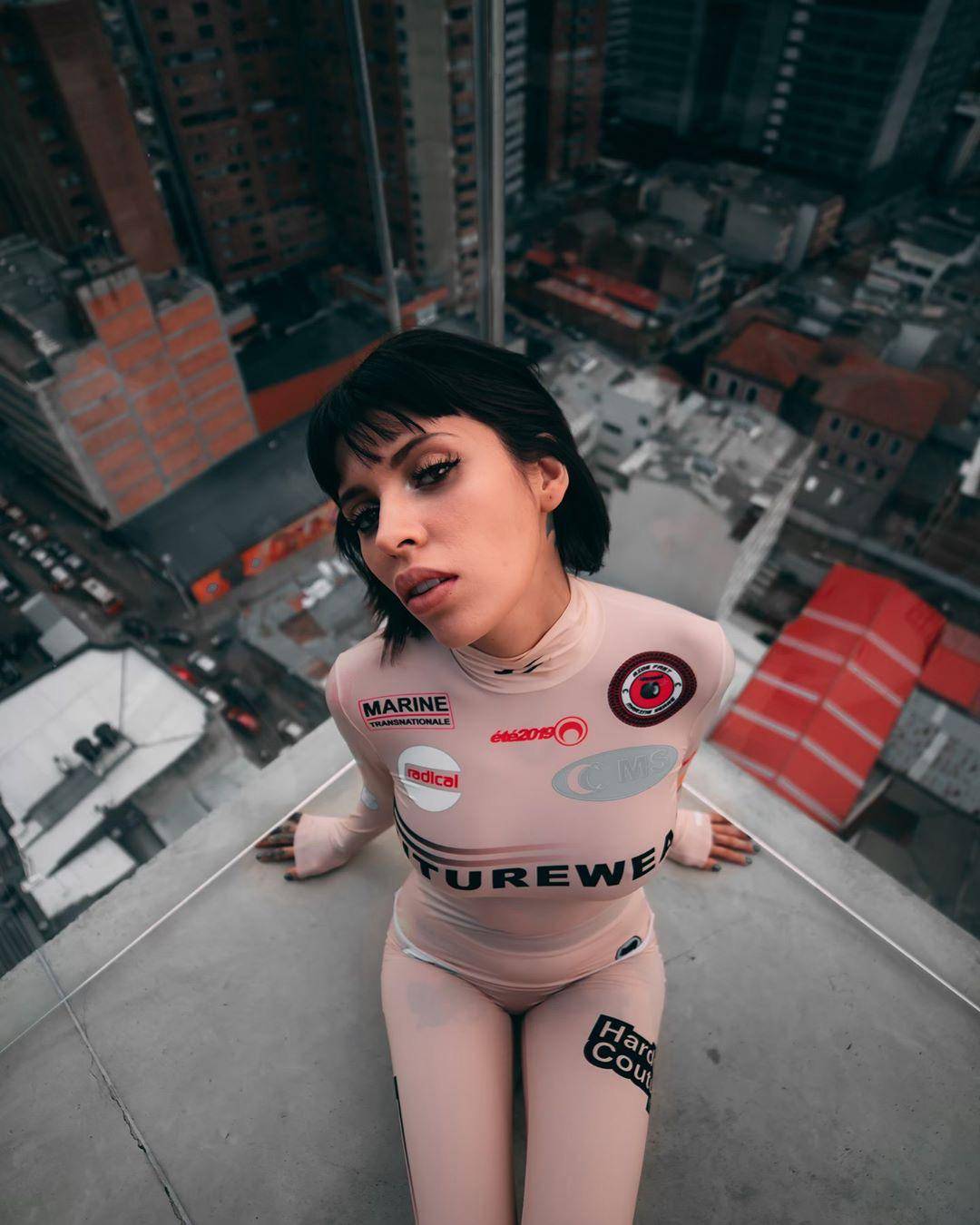 Sara Calixto | Scrolller