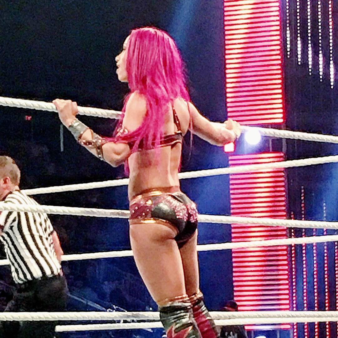 Sasha Banks ass | Scrolller