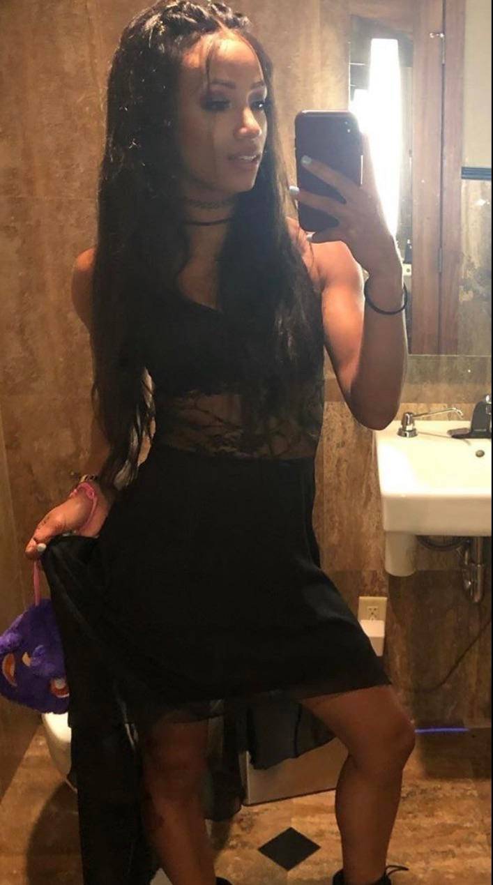 Sasha 🖤 | Scrolller