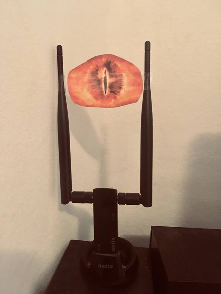 Sauron router | Scrolller