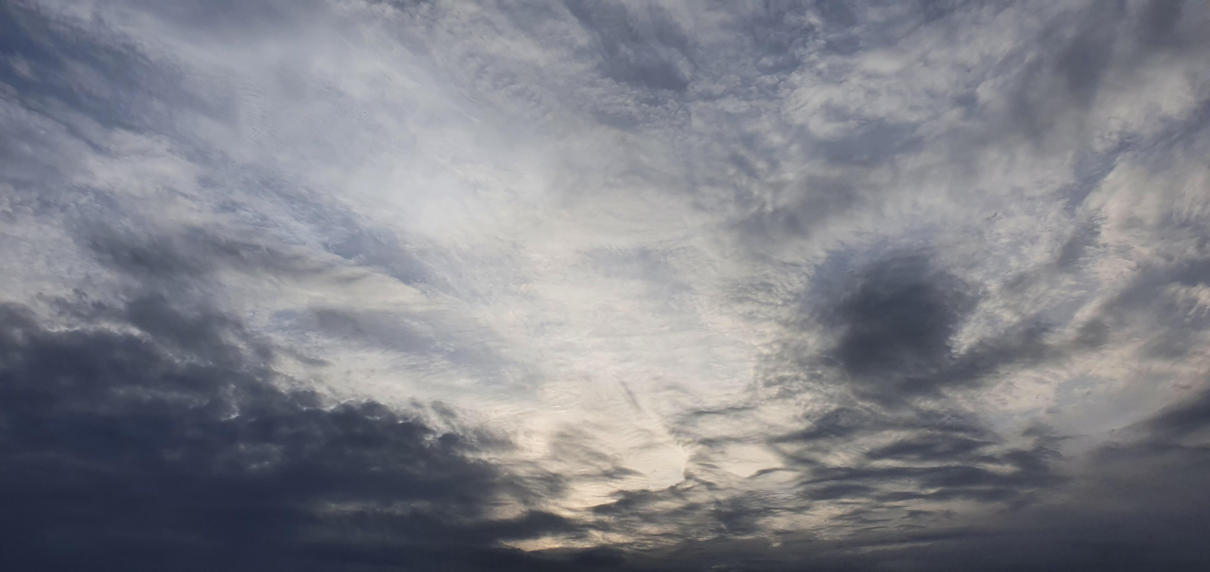 Saw and captured the sunrise after ages! Who remembers the skies being this clear? | Scrolller