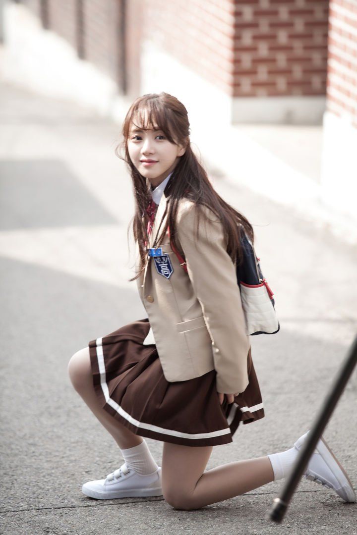 schoolgirl | Scrolller