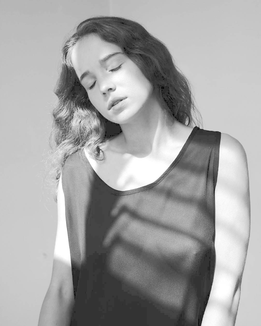 see-thru | Scrolller