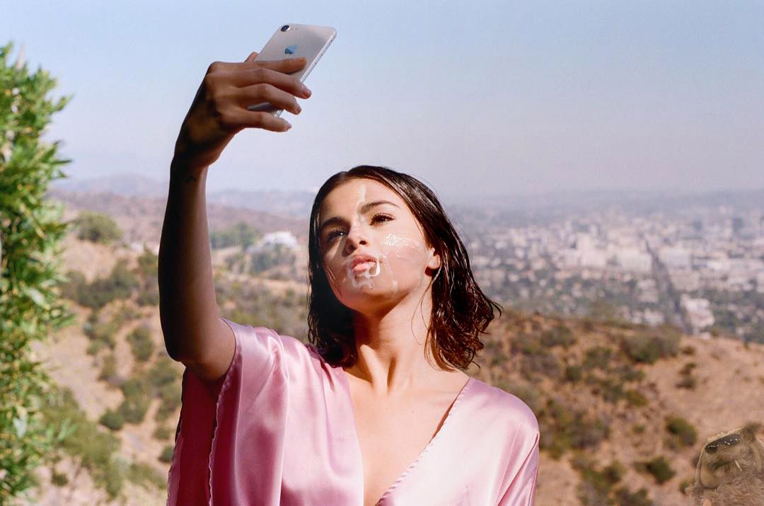 Selena Gomez Facial Selfie [OC] | Scrolller