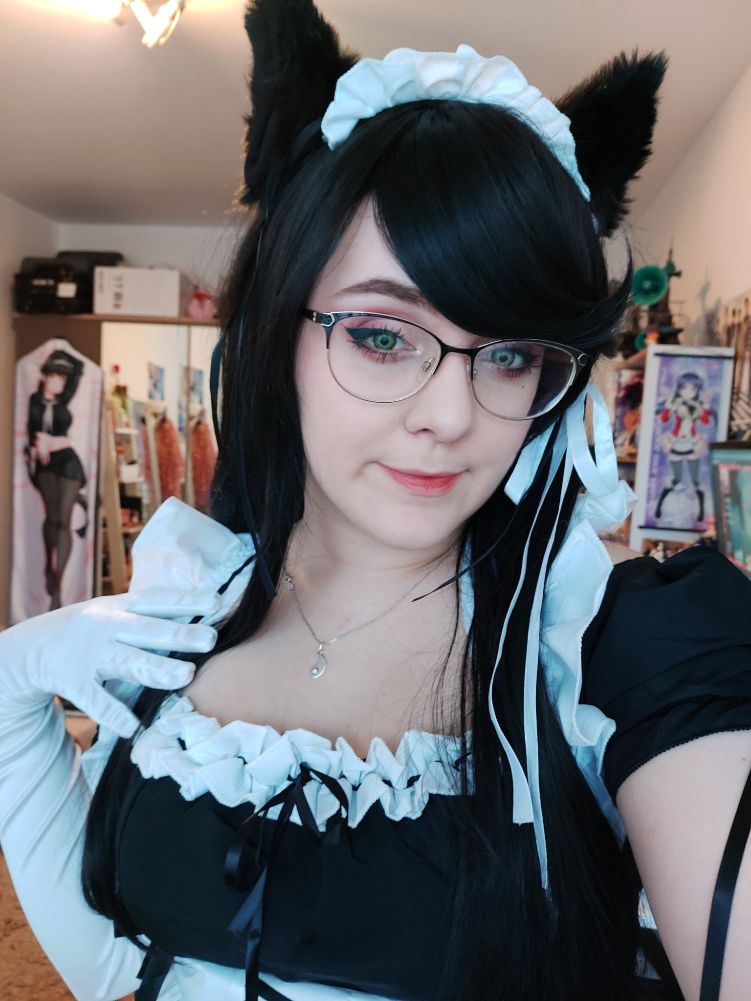 [self] Atago maid with glasses! | Scrolller