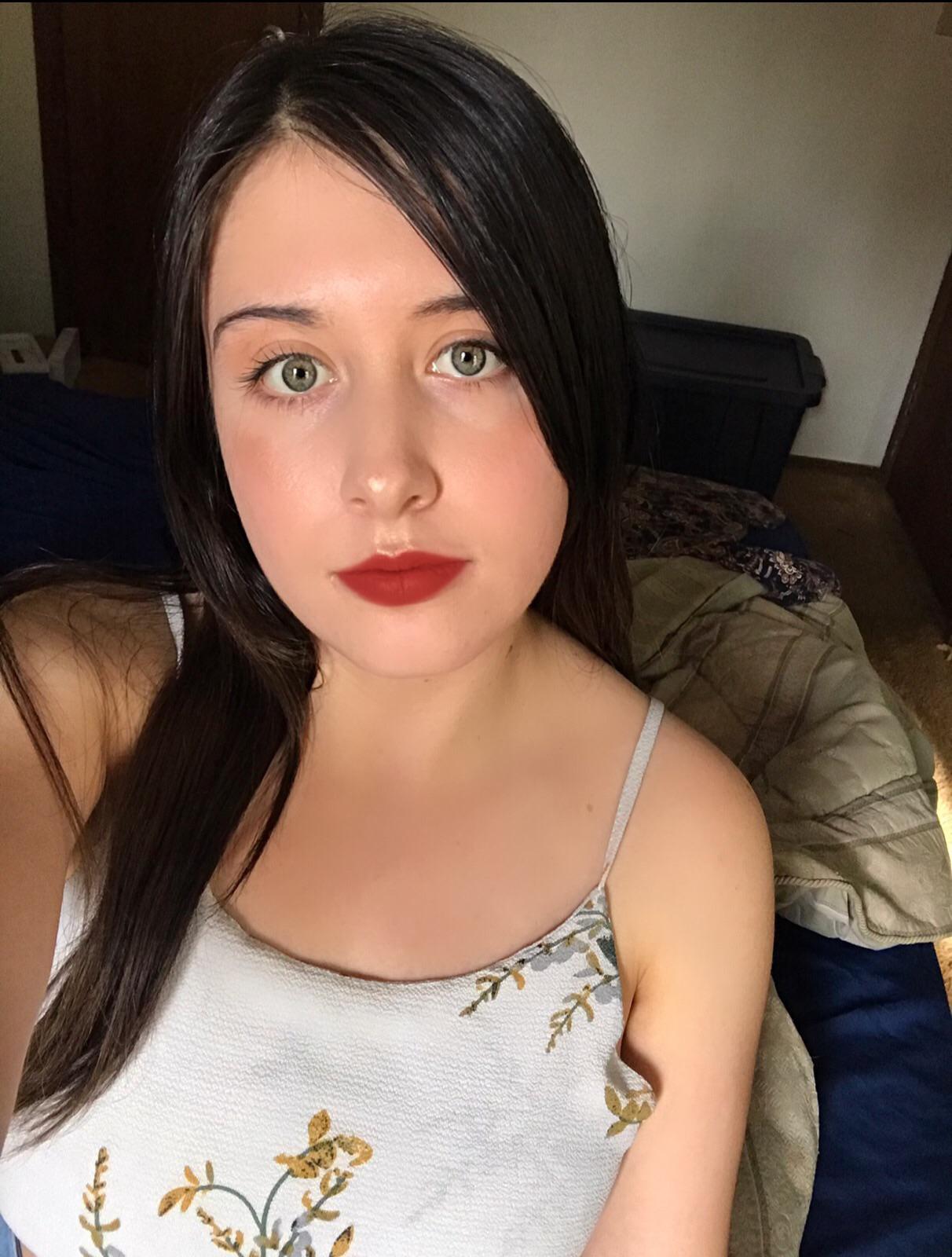 🌹 (self) | Scrolller