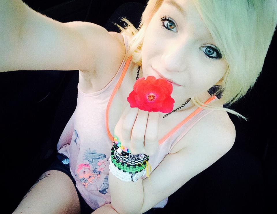 [self] Do I qualify? | Scrolller