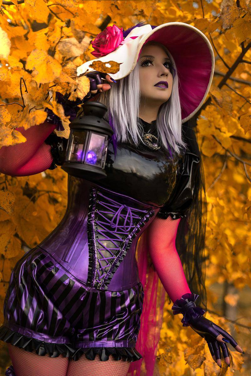 [Self] Halloween time by Violet Spider / wearing selfmade latex outfit | Scrolller