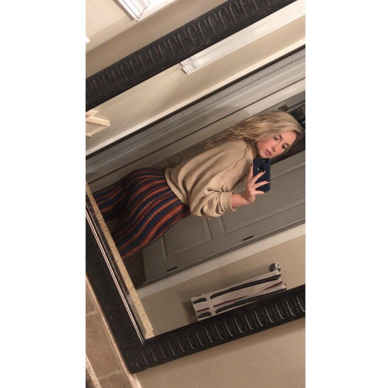 Self shot | Scrolller