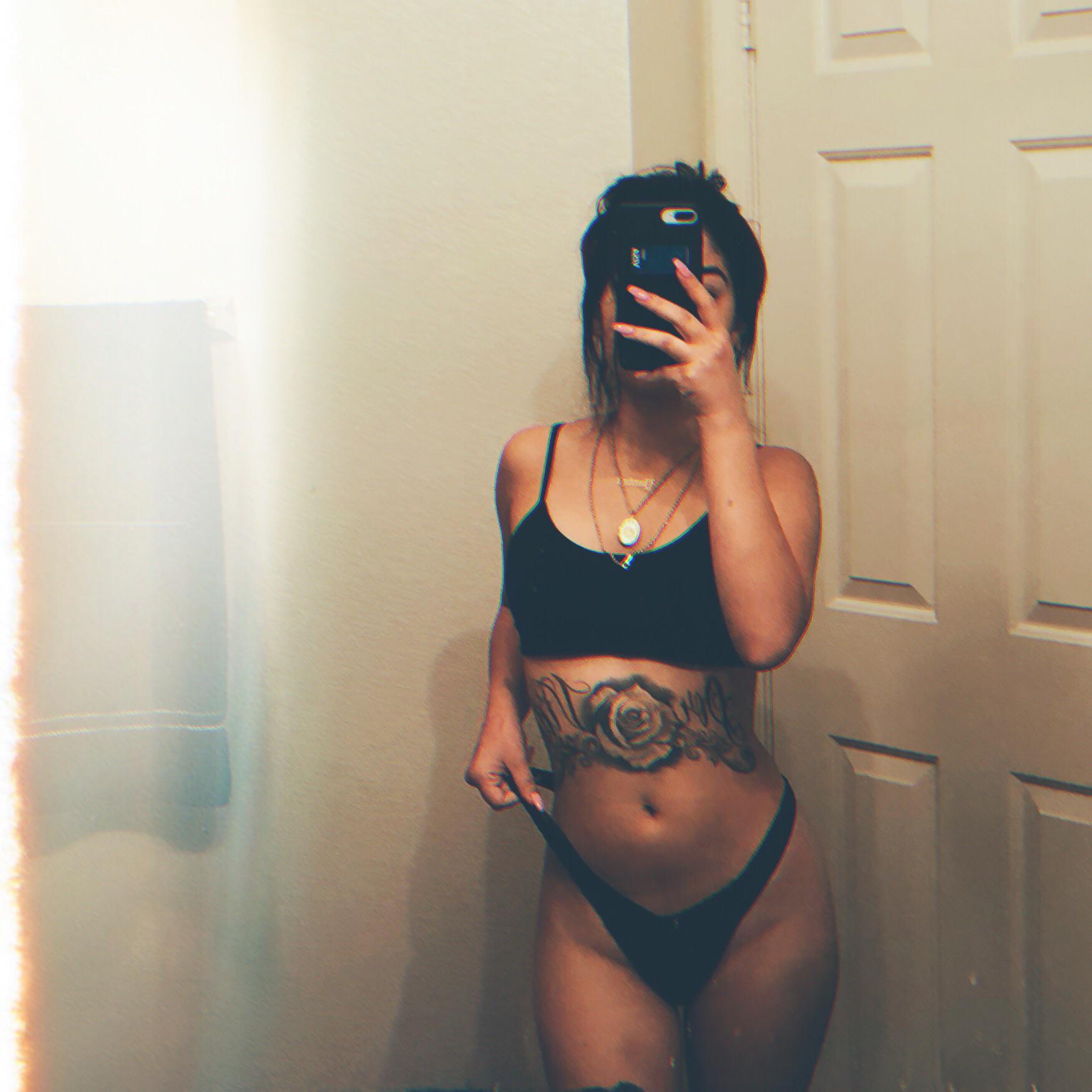 (Self) smol 5’2”, 105 lb bb | Scrolller