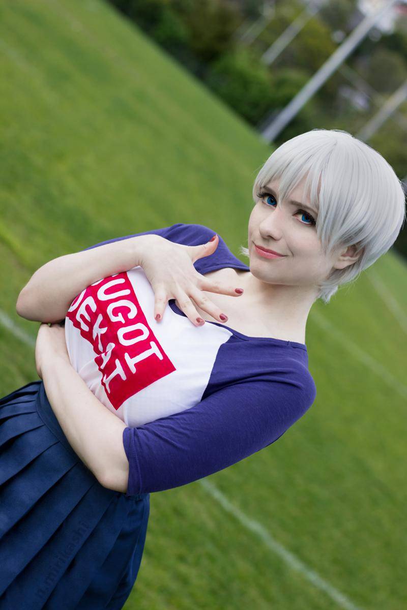 [self] Uzaki-chan | Scrolller