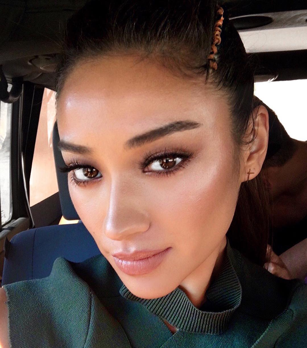 Selfie in car | Scrolller