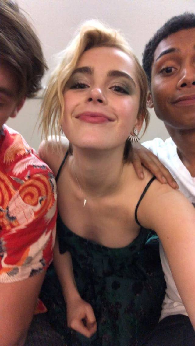 Selfie Kiki Scrolller