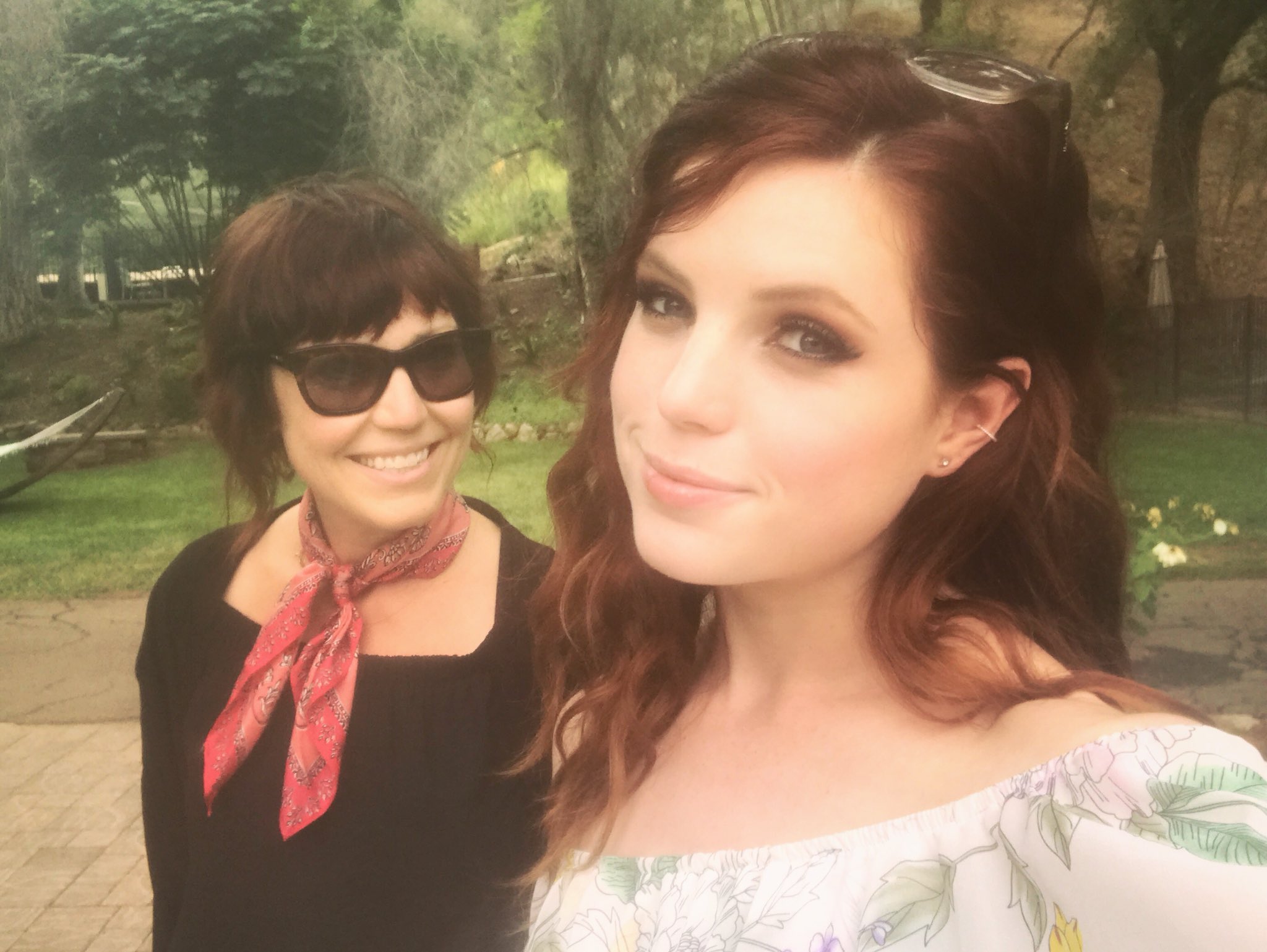 Selfie With Mum Scrolller