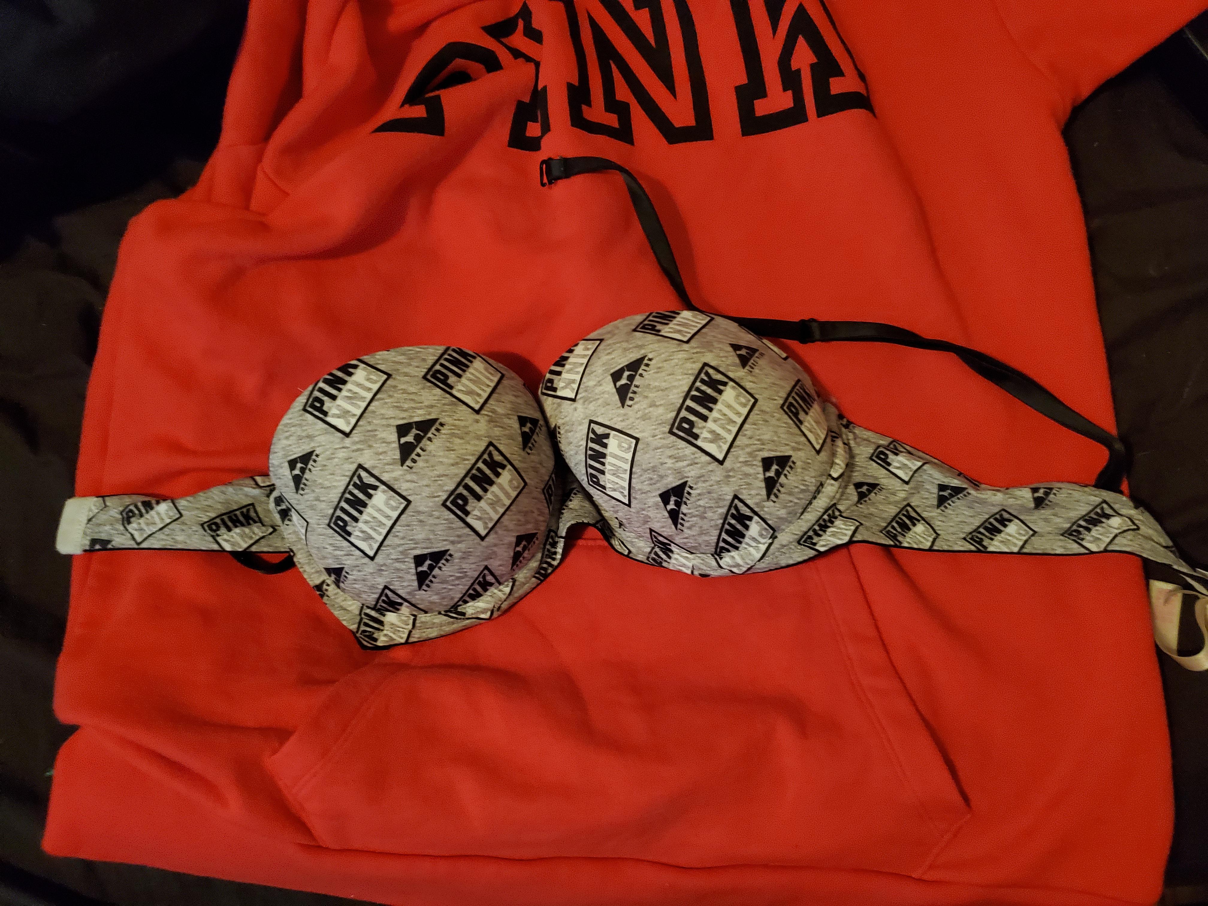 Selling Us Getting Rid Of Old Pink Bra😭 25 Check Out Comments For More Info⬇️⬇️ Scrolller