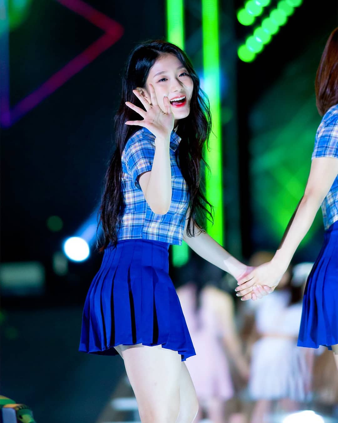 Seo Wave | Scrolller