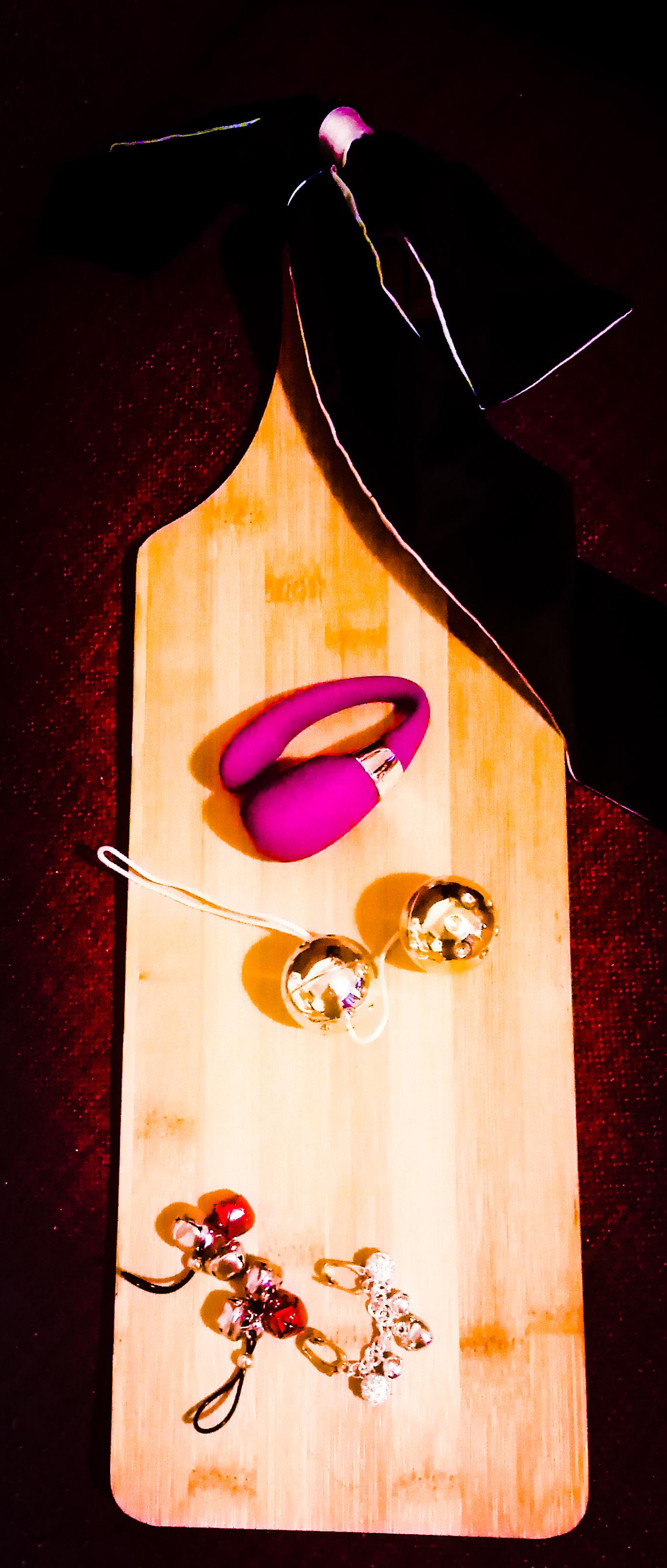 Serving board. | Scrolller