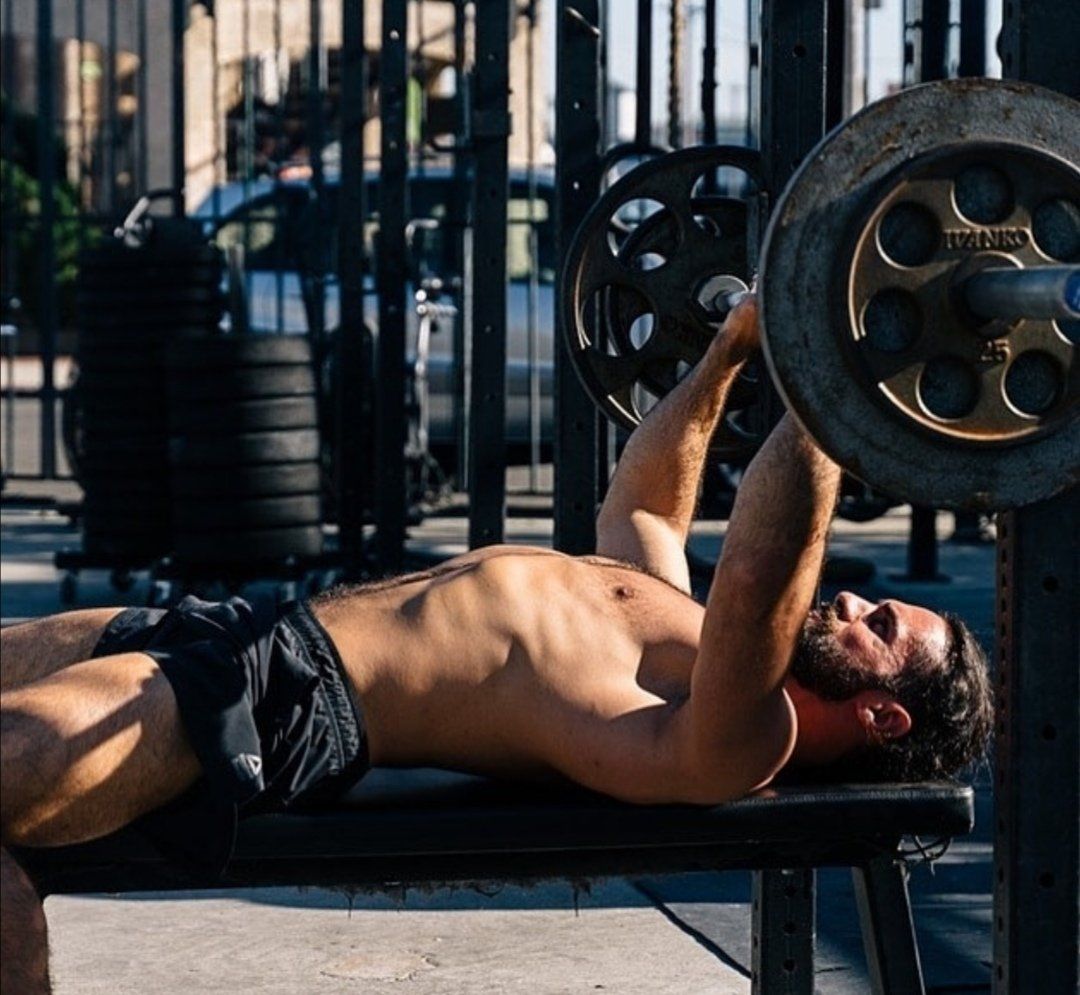 Seth Rollins, on his back in short shorts? Yes please! 🤤 | Scrolller