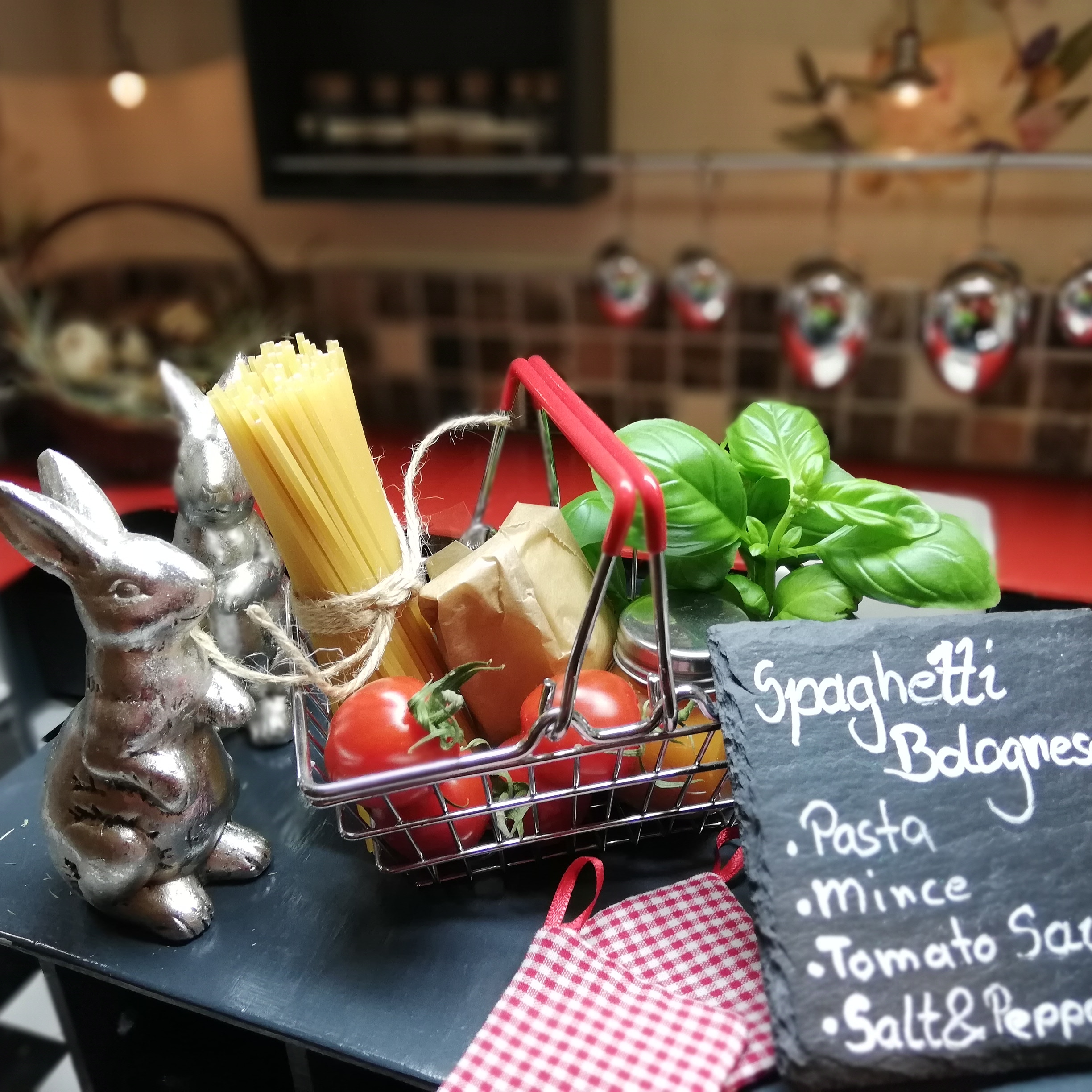 Setting for spaghetti Bolognese | Scrolller