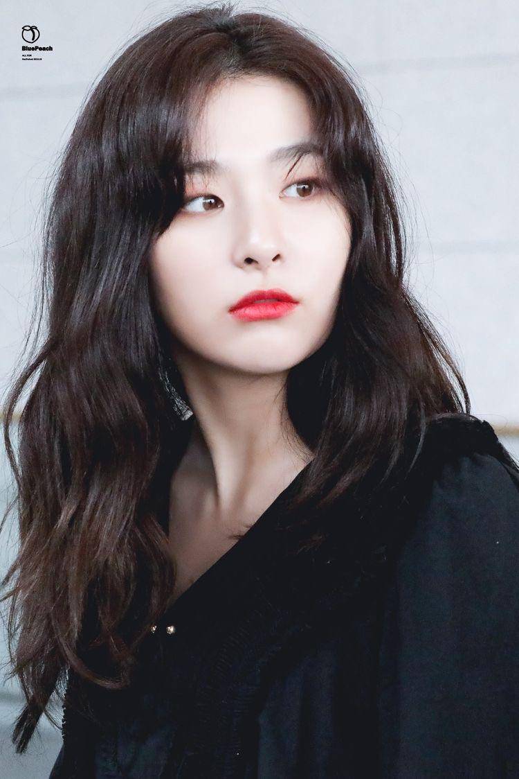 Seulgi | Scrolller
