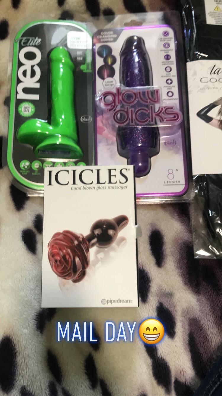 Sex toy mail day😁 | Scrolller