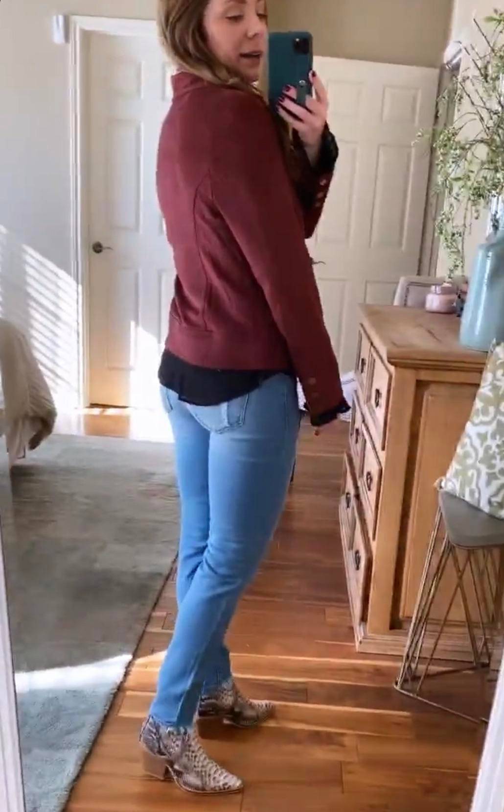 Sexy ass Mere | Scrolller