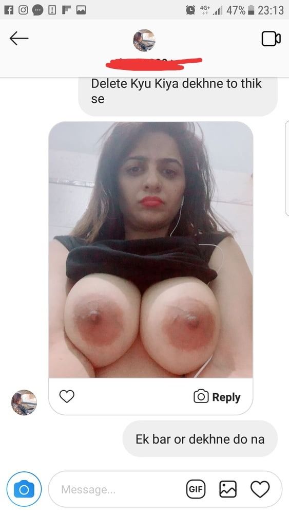 Sexy Bitch 😈📸 Show Album 👇 Scrolller