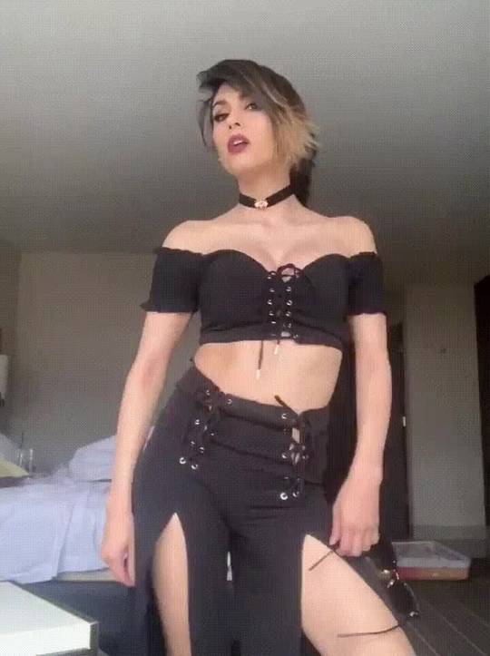 Sexy Hair Flip | Scrolller