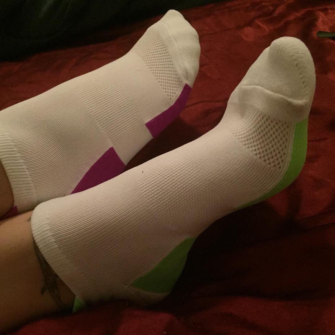 Sexy mismatched ankle socks | Scrolller