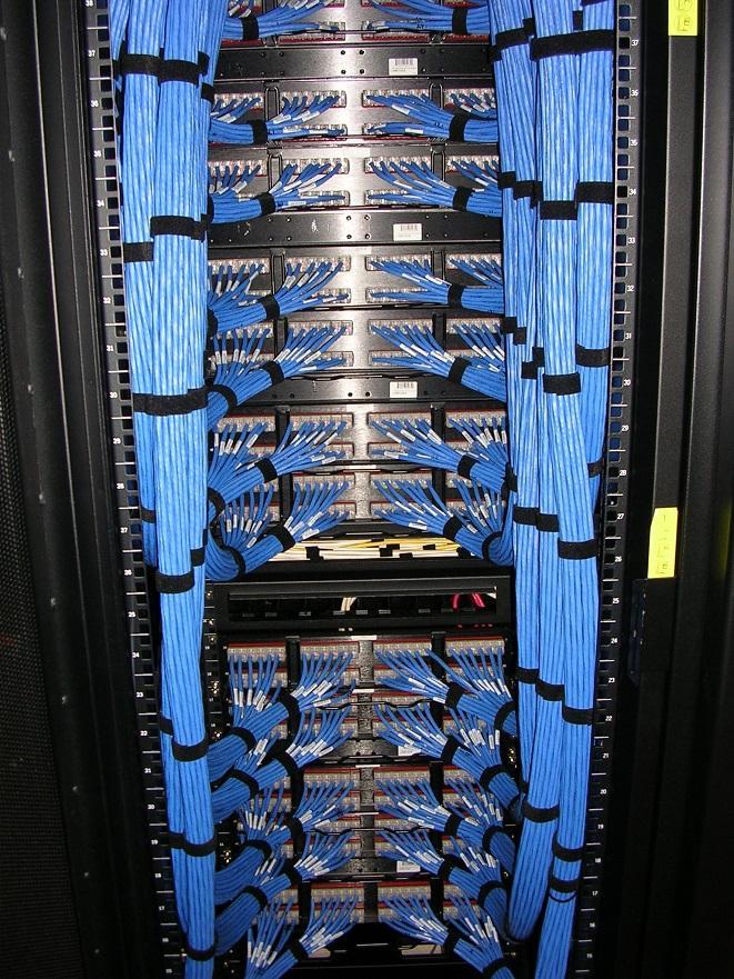 Sharp-dressed rack | Scrolller