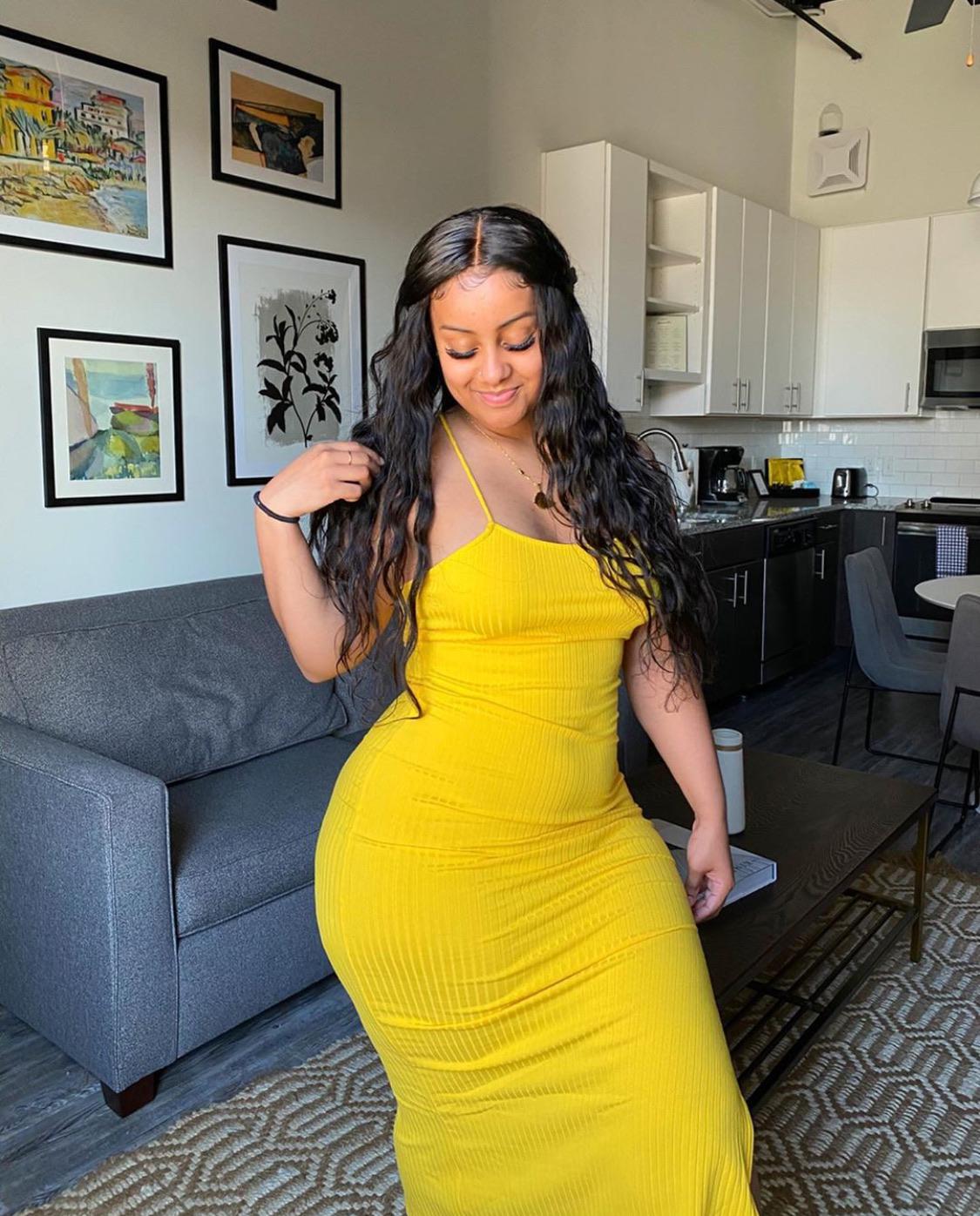 She bad, | Scrolller