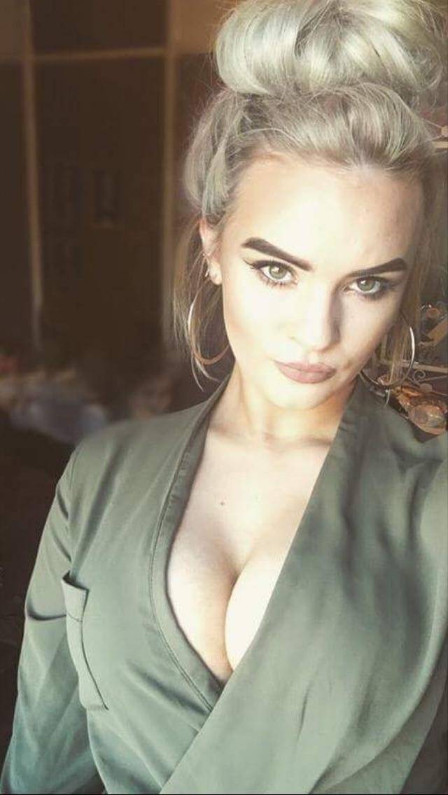 She busts nuts. | Scrolller