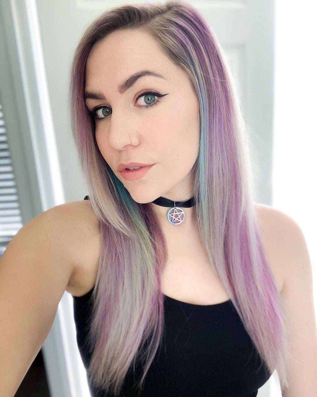 She deserves every load of cum. Just look at her pretty, smooth and faire face | Scrolller