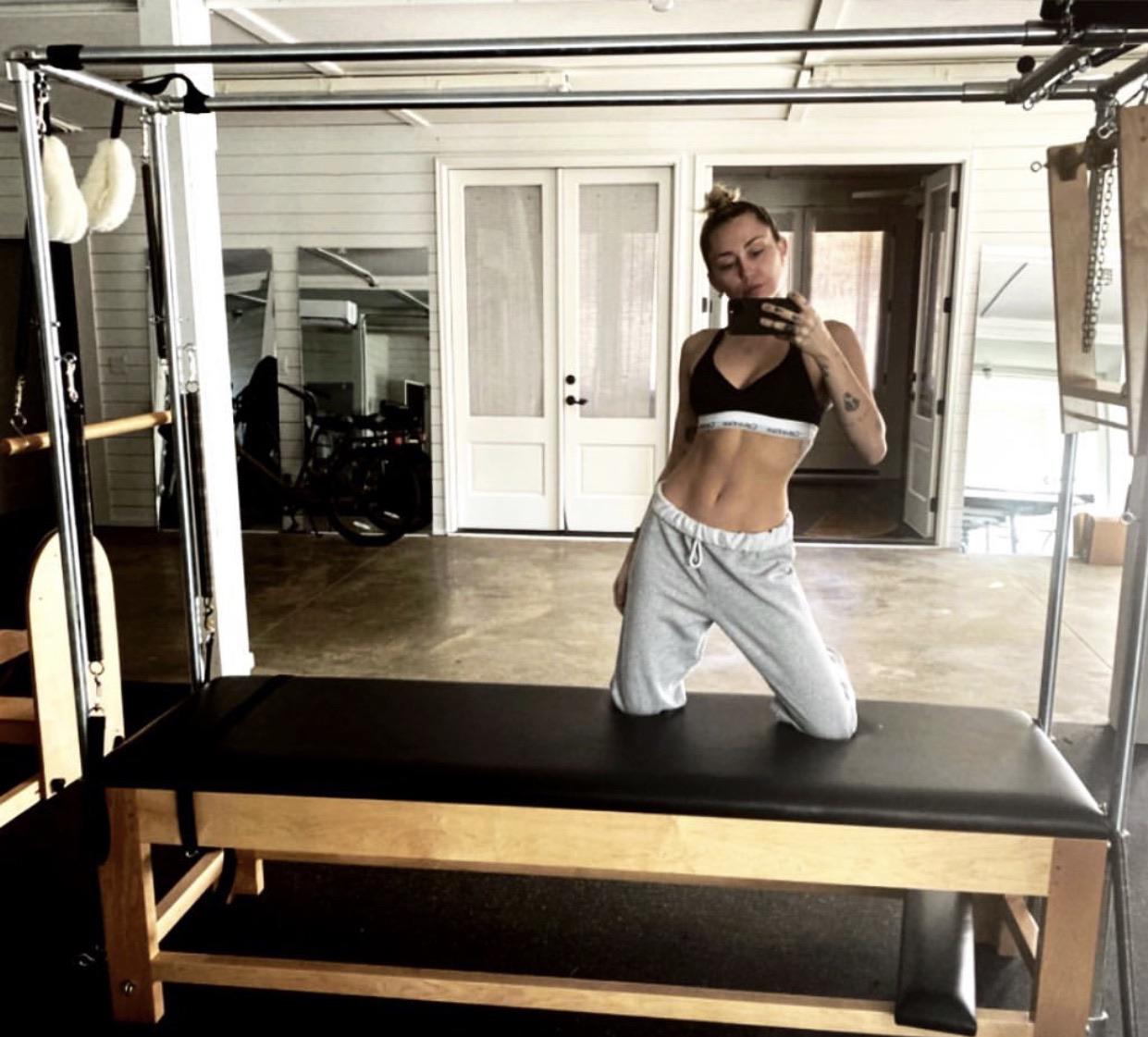 She ready | Scrolller