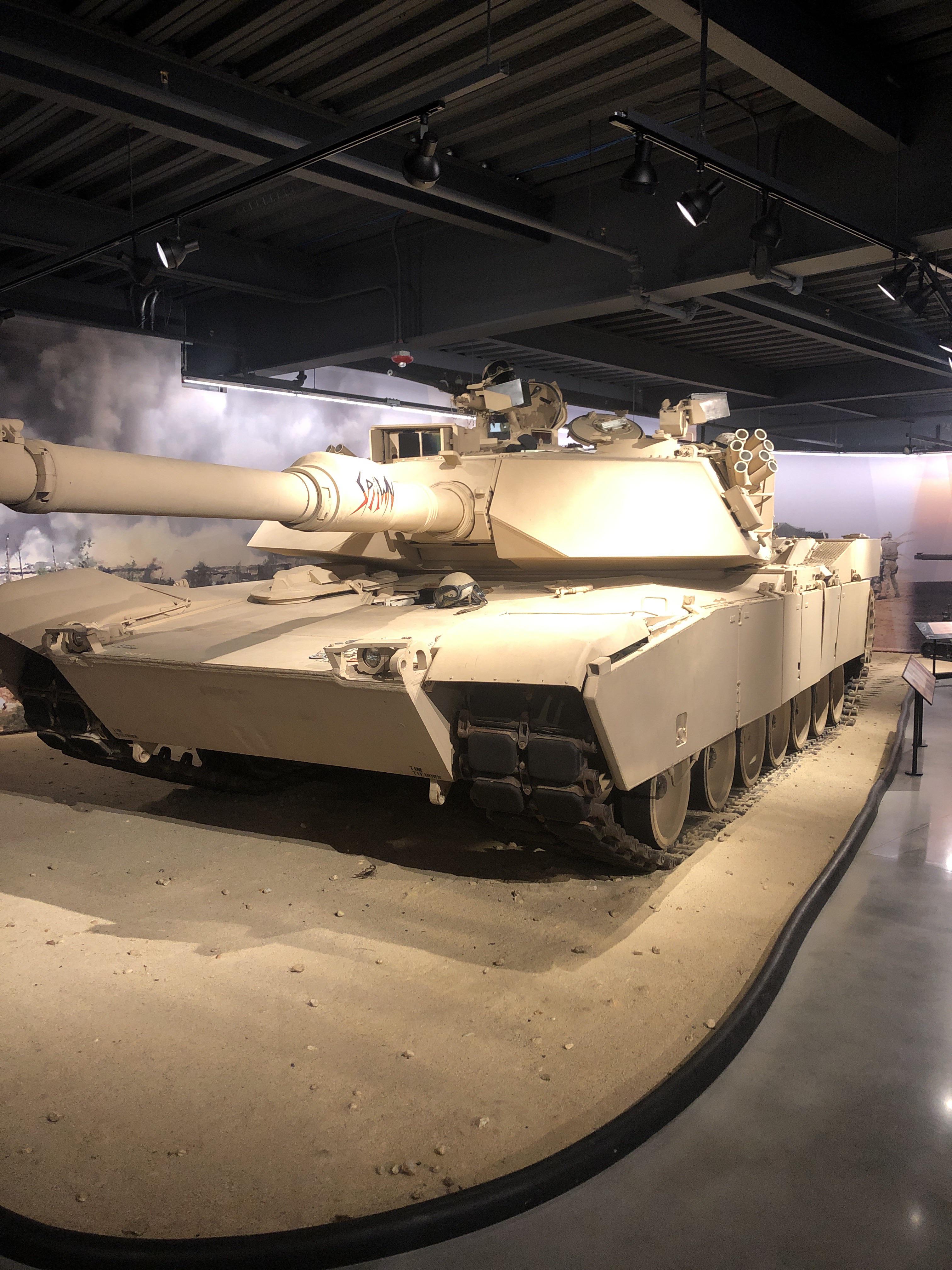 She returns | Scrolller