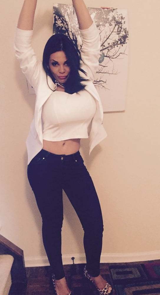 She still has a nice shape | Scrolller