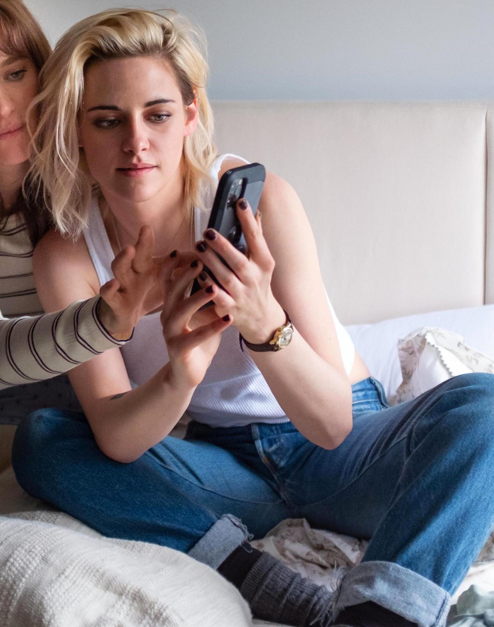 She'd probably hate being called cute but... she just looks so damn cute sometimes | Scrolller