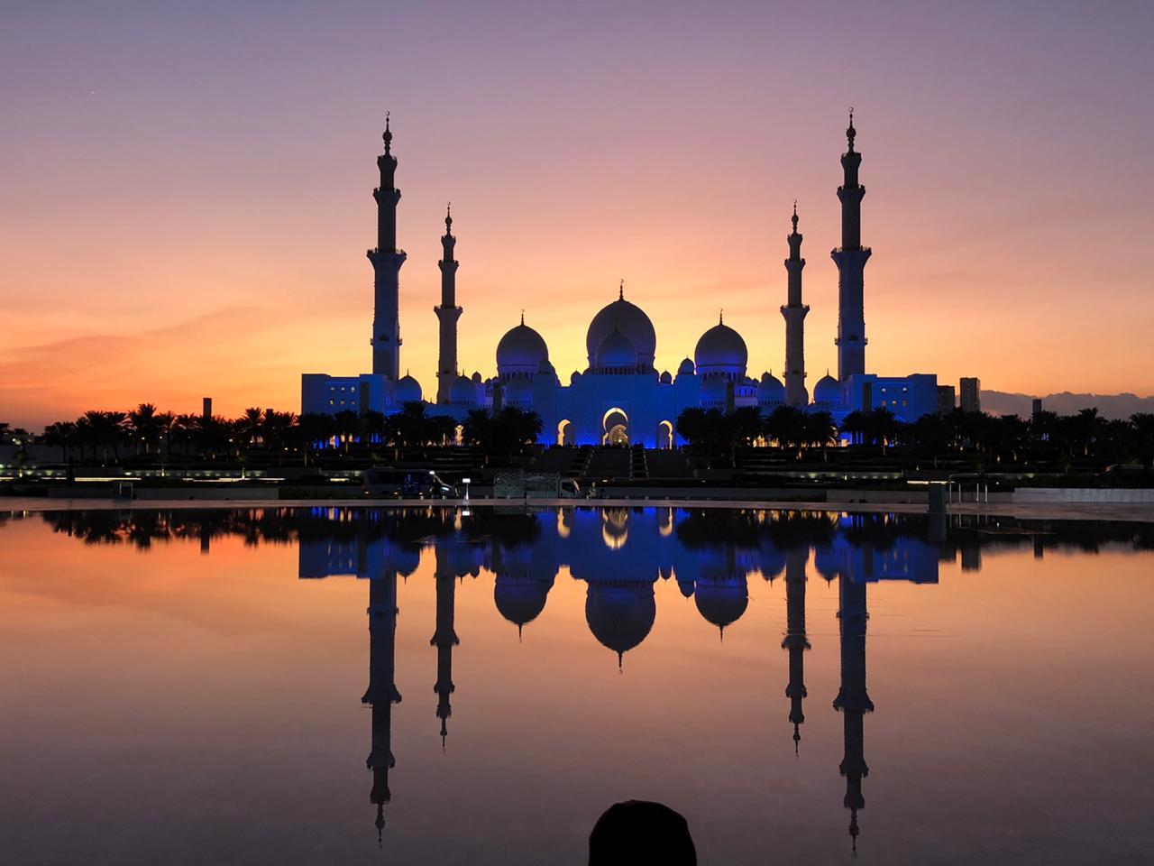 Sheikh Zayed Grand Mosque | Scrolller