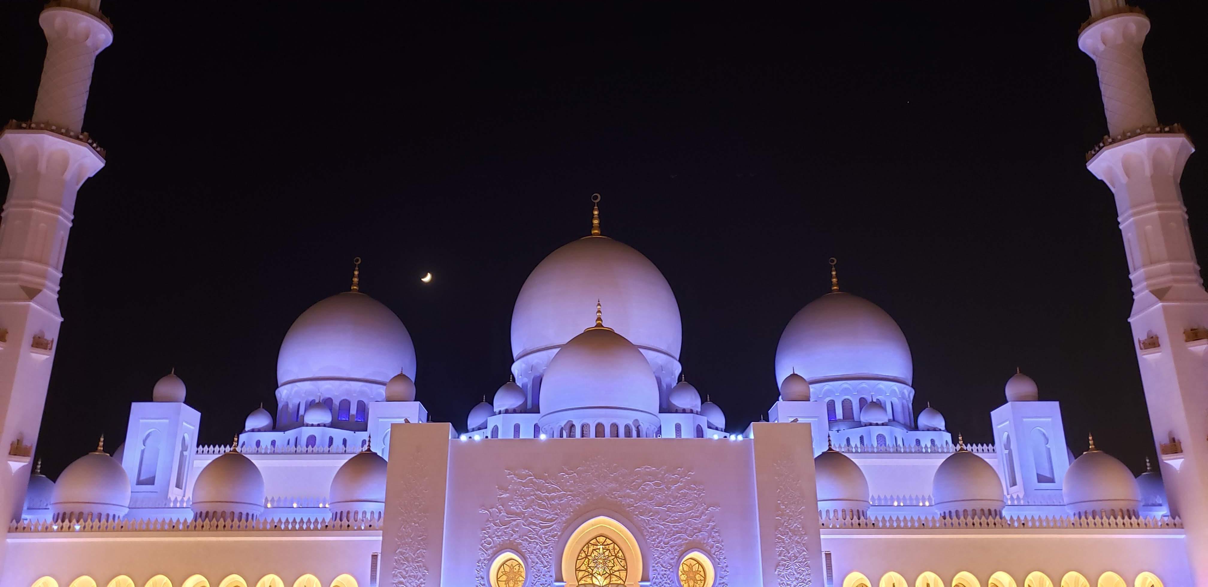 Sheikh Zayed Mosque | Scrolller