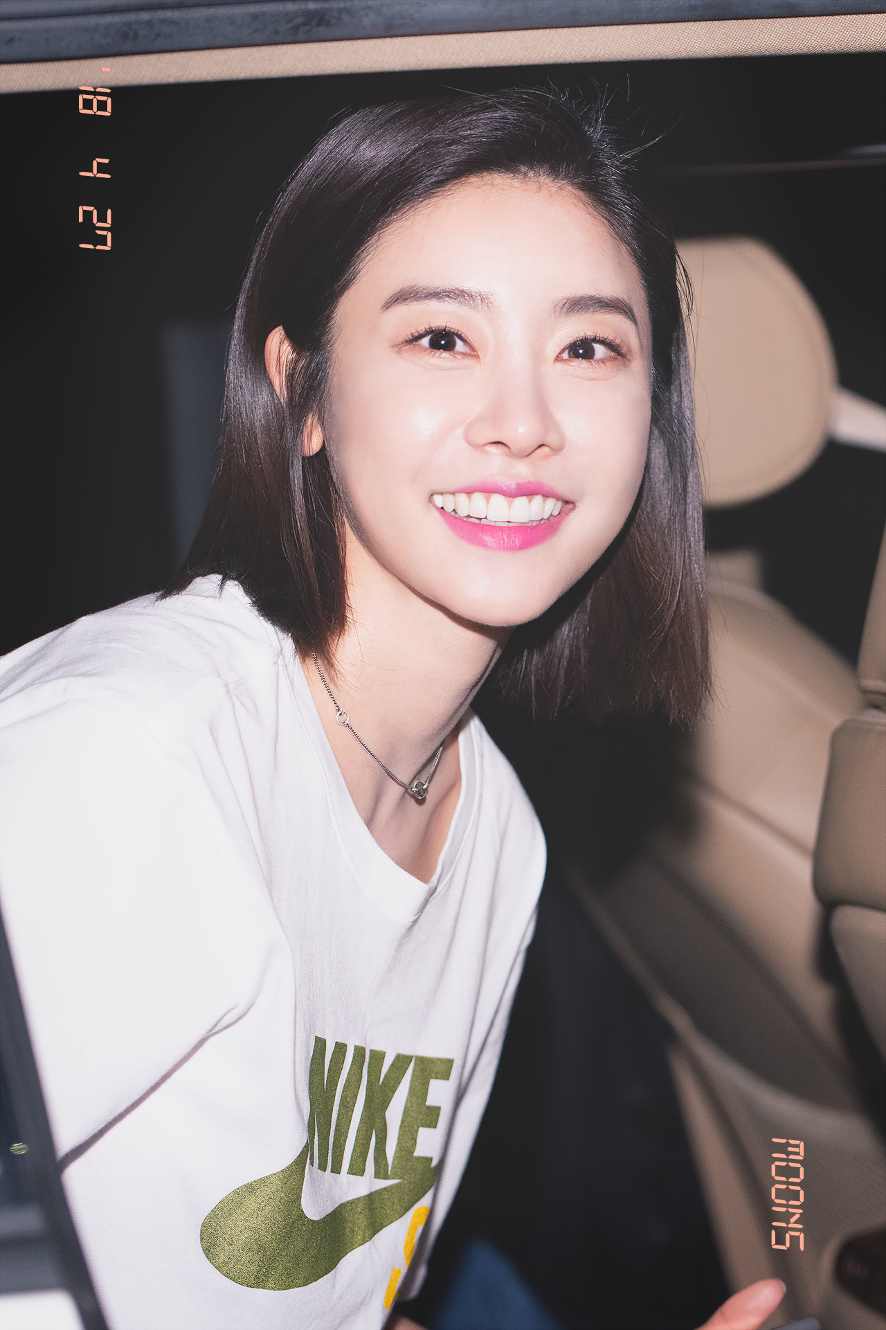 shiny teeth | Scrolller