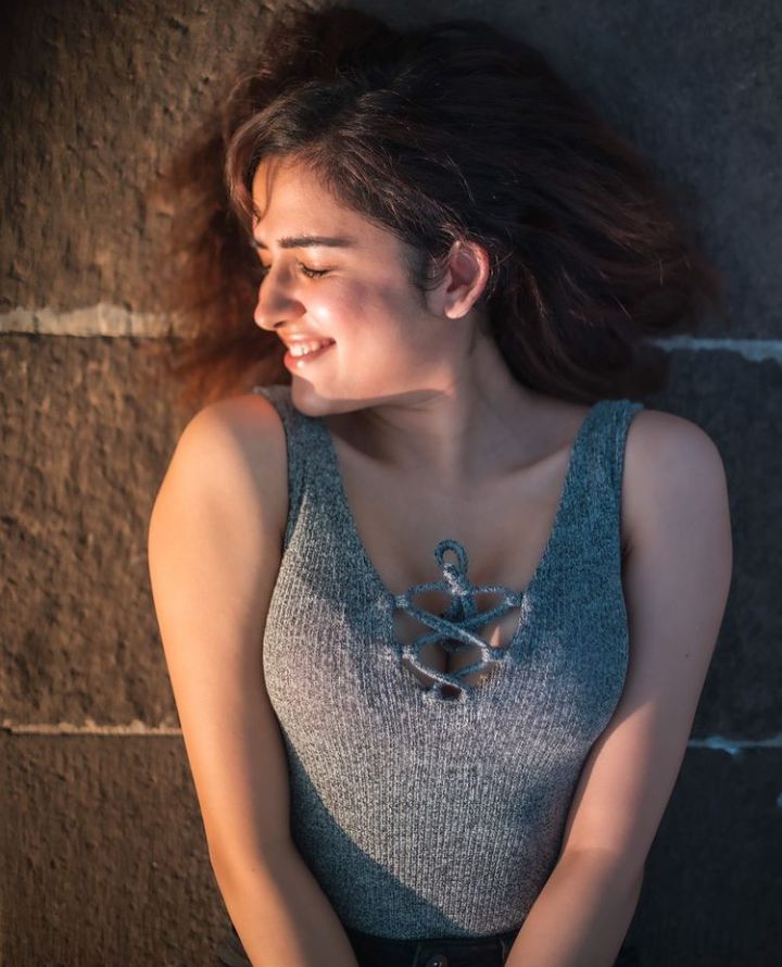 Shirley Setia 😍 | Scrolller