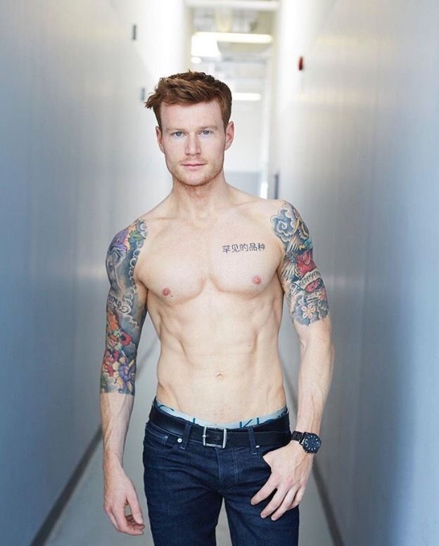 Shirtless Ginger | Scrolller
