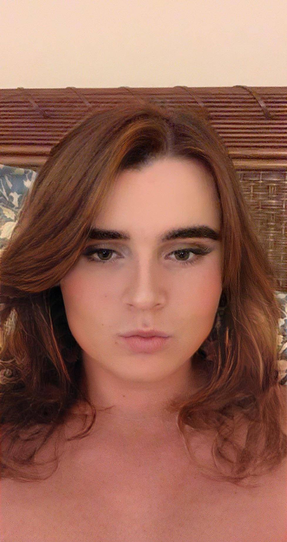 Should I grow out my hair like this? | Scrolller